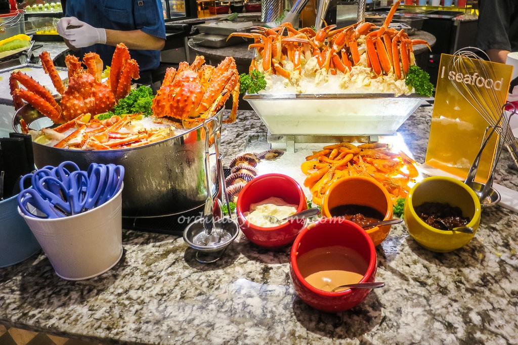 Food Capital Buffet at Grand Copthorne Waterfront - The Ordinary Patrons