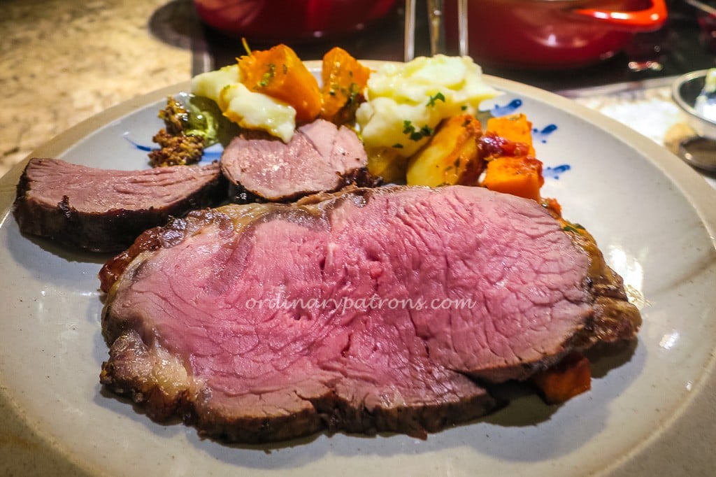Food Capital Buffet at Grand Copthorne Waterfront - The Ordinary Patrons