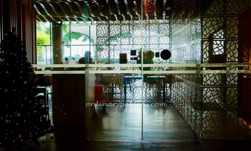 Sky View Pavilion, Chinese restaurant at the Singapore Flyer - The ...