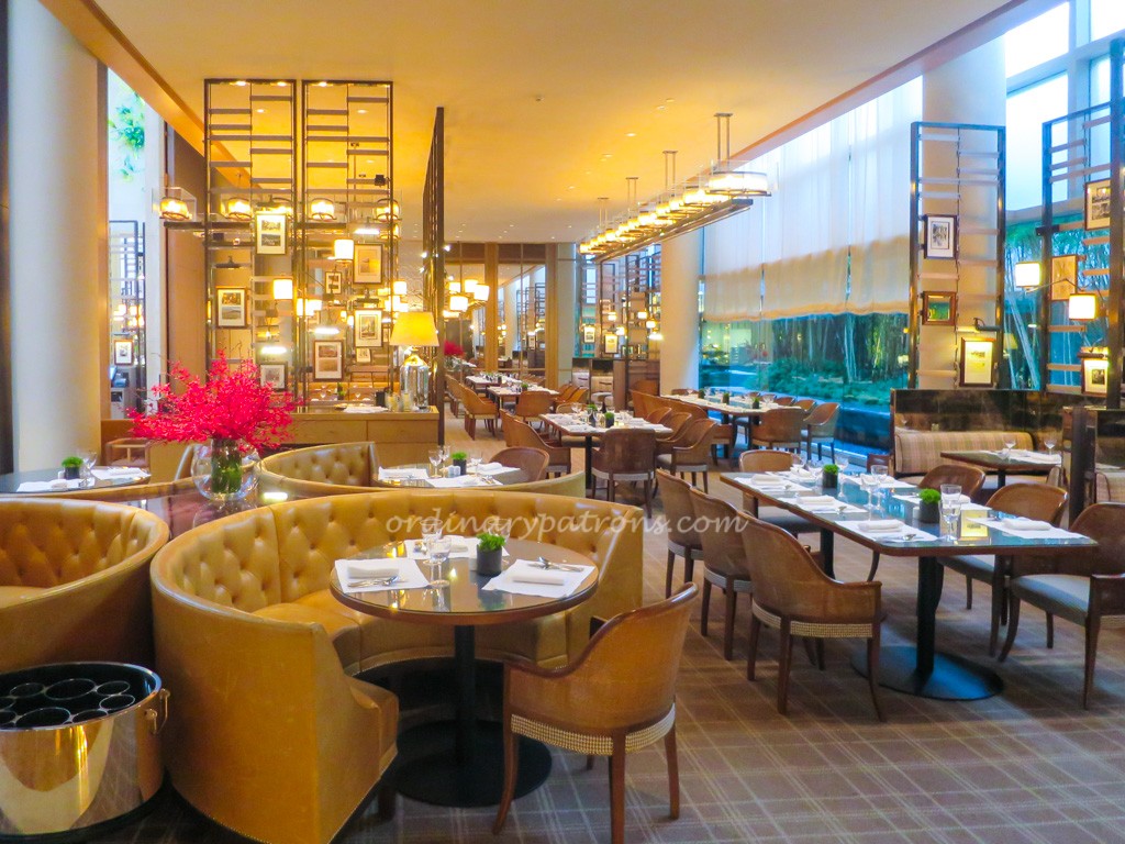 Buffet at Colony - The Ritz-Carlton : one of the best in Singapore ...