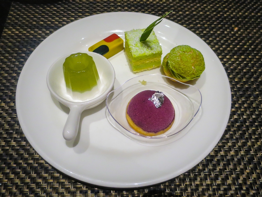 Dinner Buffet at The Dining Room - Sheraton Towers - The Ordinary Patrons