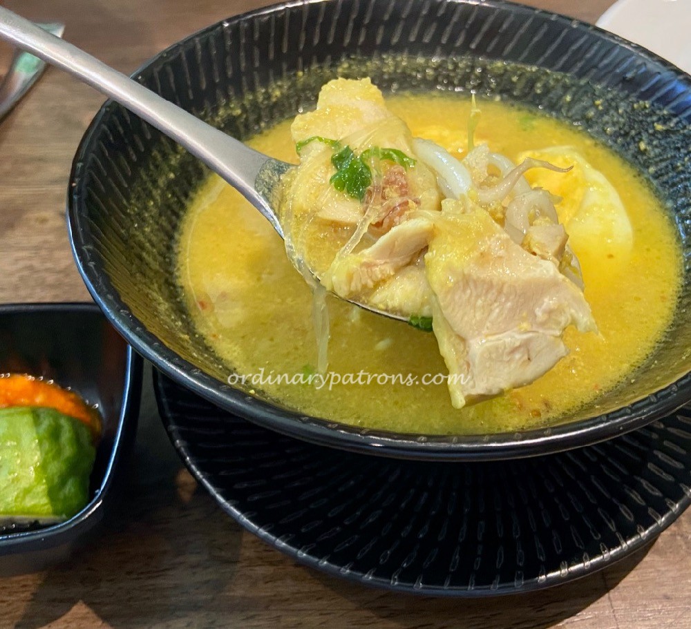 Table at 7 Restaurant - now at Namly Ave, SIM Management House - The ...