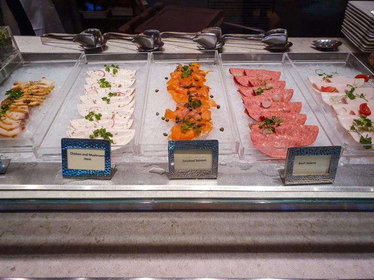 Melt Cafe Buffet at Mandarin Oriental (Relaunched as embu) - The ...