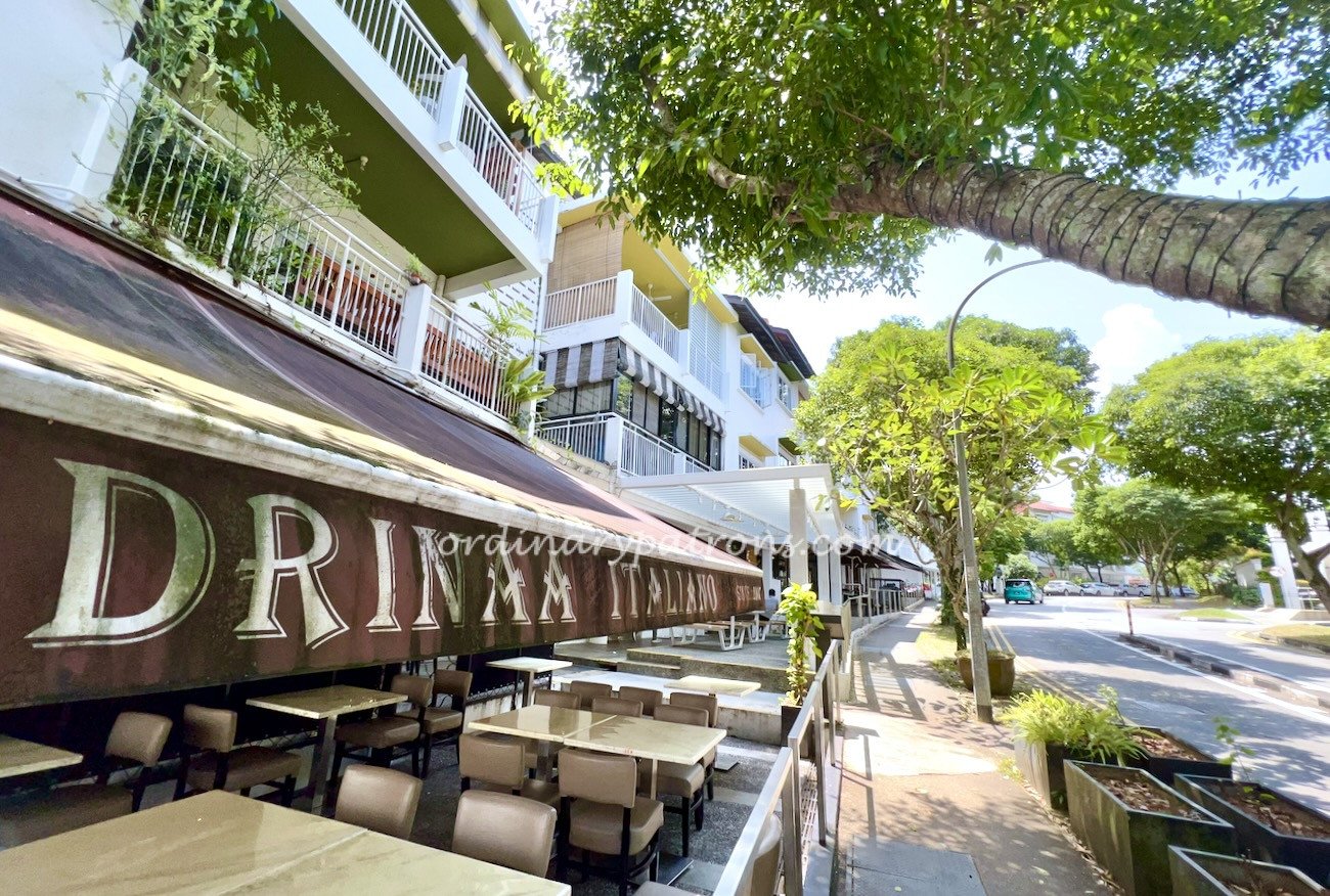 Chip Bee Gardens Cafes - Quiet Side of Holland Village - The Ordinary ...