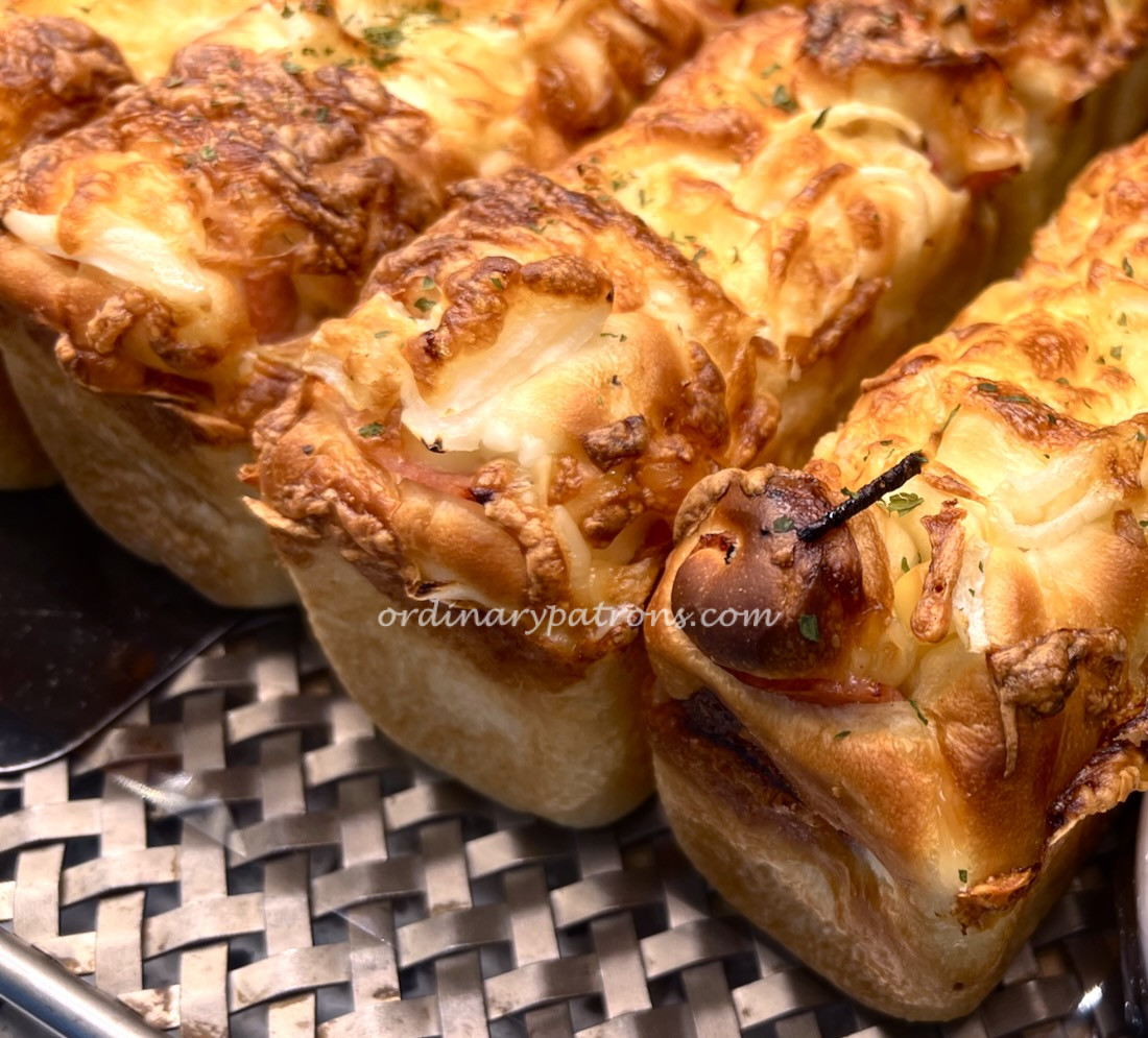 Wu Pao Chun Christmas Bread, Buns for CNY, Valentines & Friends - The ...