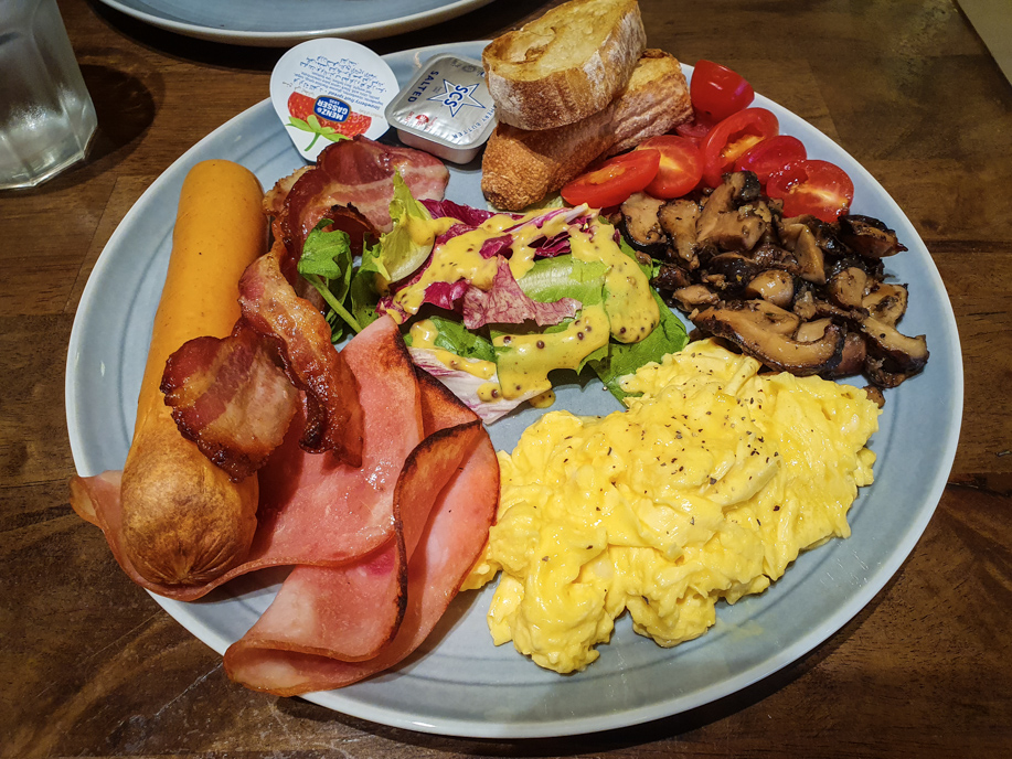 What to Eat at Raffles City - The Ordinary Patrons