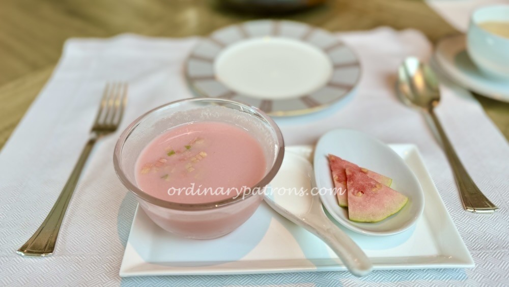 Rùn Restaurant Hong Kong 2 Michelin Star Cantonese Cuisine in a Chinese ...
