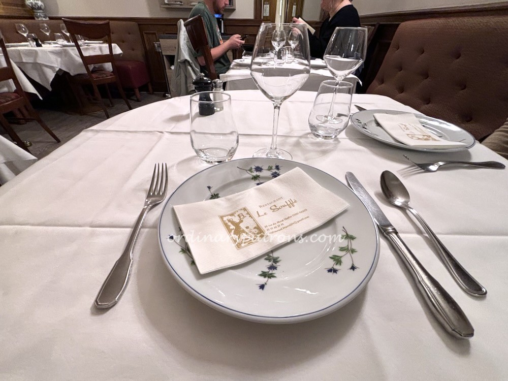Le Soufflé Paris - Cosy Restaurant Near the Louvre Museum - The ...