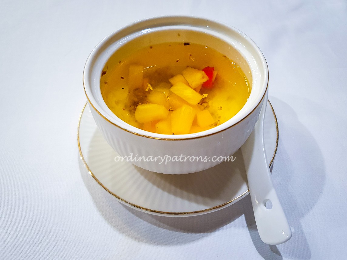 Mìmì Restaurant at The Riverhouse: Modern Chinese Delights in a ...