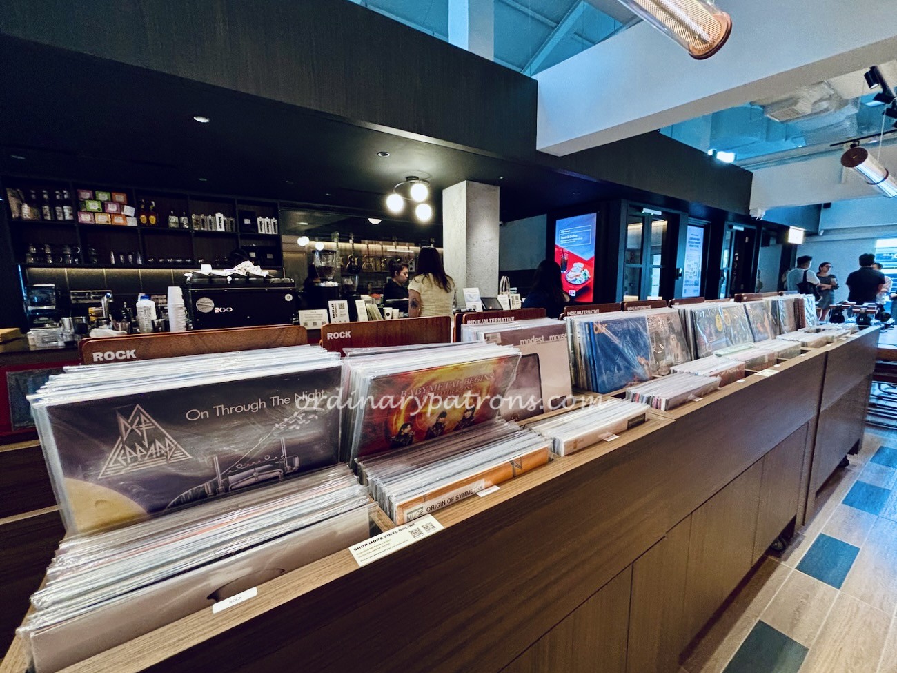 Swee Lee Clarke Quay Cafe : Wine, Guitars and Song - The Ordinary Patrons